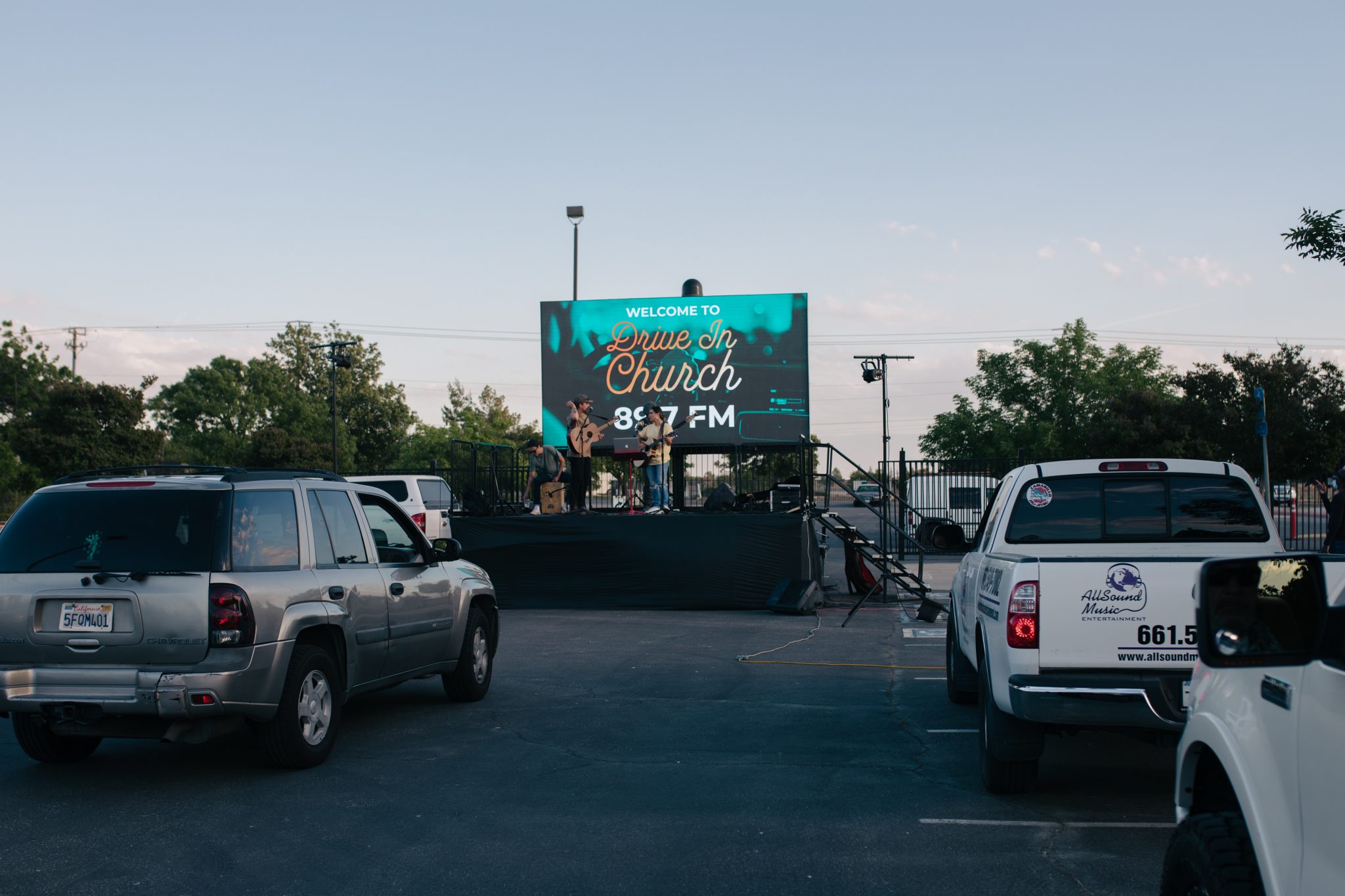 Memphis Projector Screen Rental Services | FunFlicks® TN