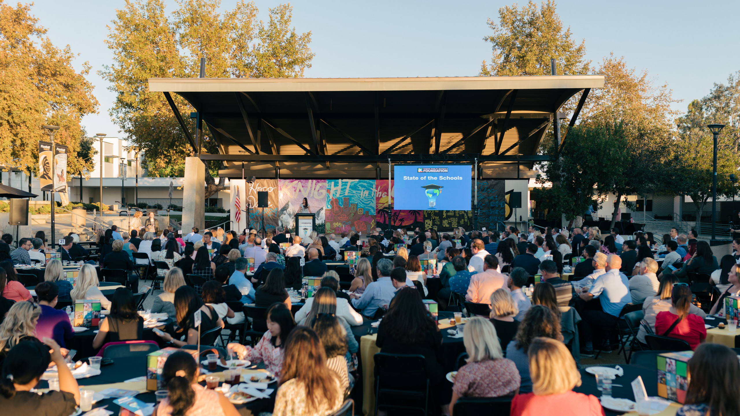 Arkansas LED Screen Rental Services | FunFlicks® AR